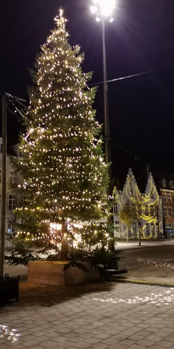 Kerstmarkt - Wintergloed Brugge 2025 bezoeken? Gratis stadswandeling zo ...