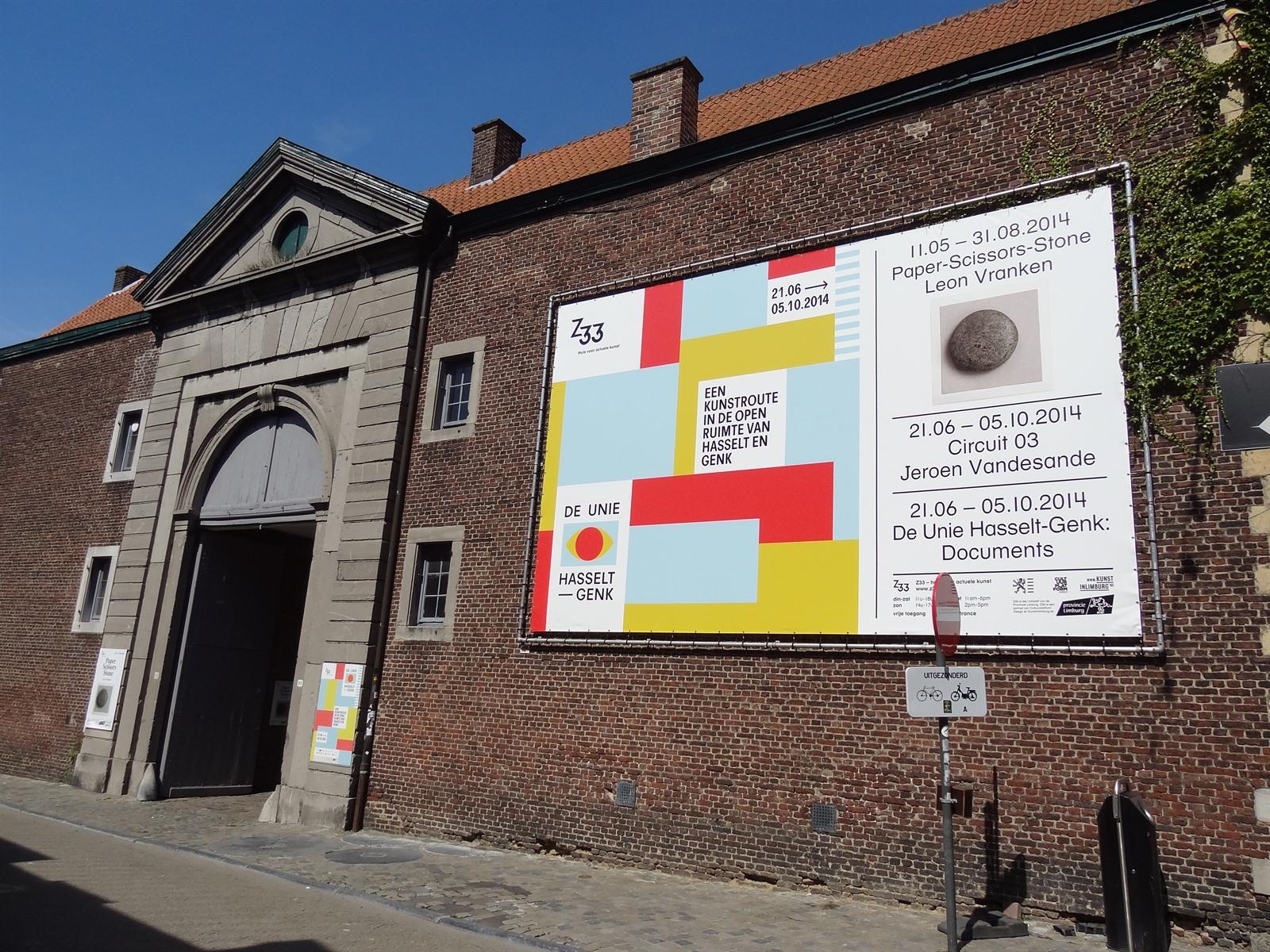 Hasselt: bezoek interessante musea als Stadsmus, Modehuis