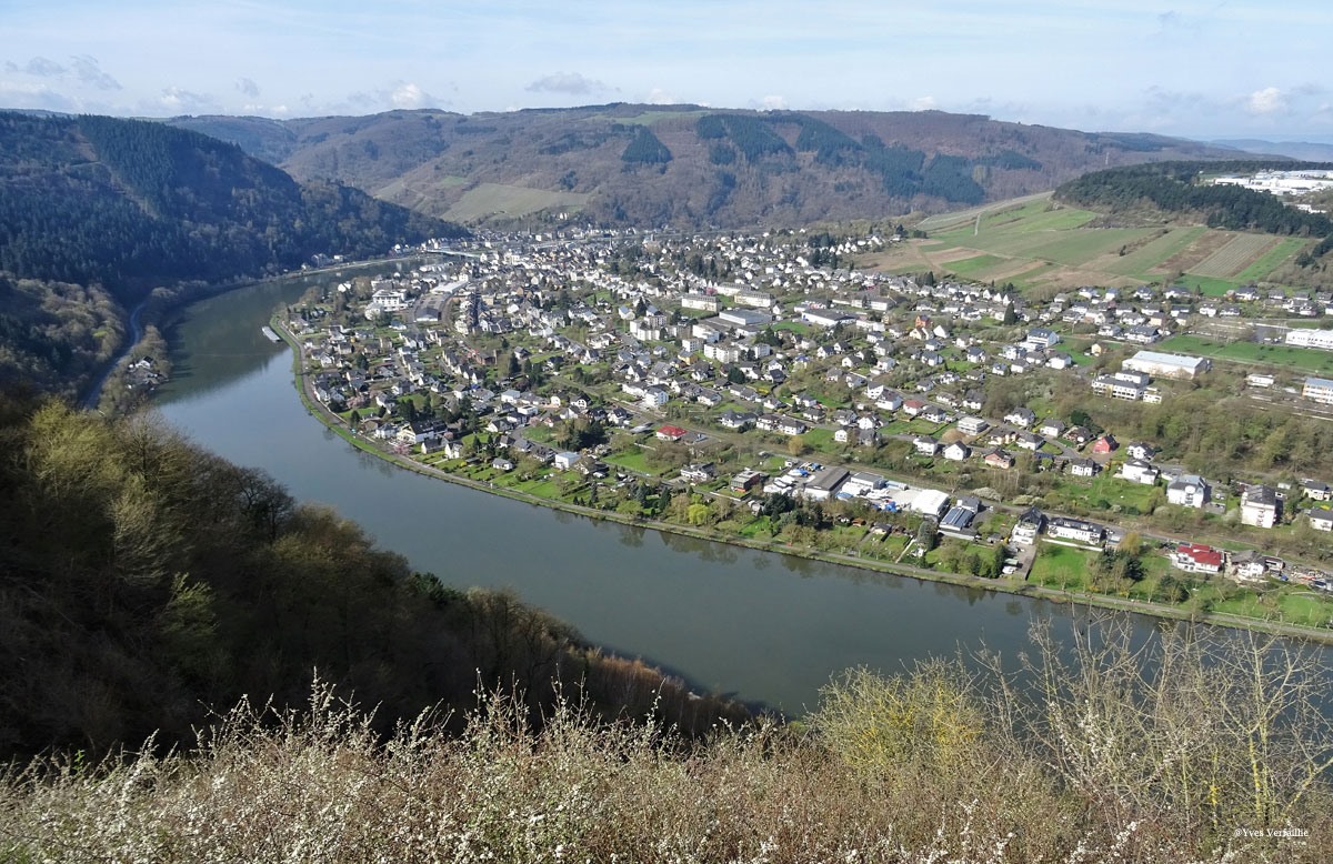Panoramaroute langs de Moezel. Autoroute door de Moezelvallei