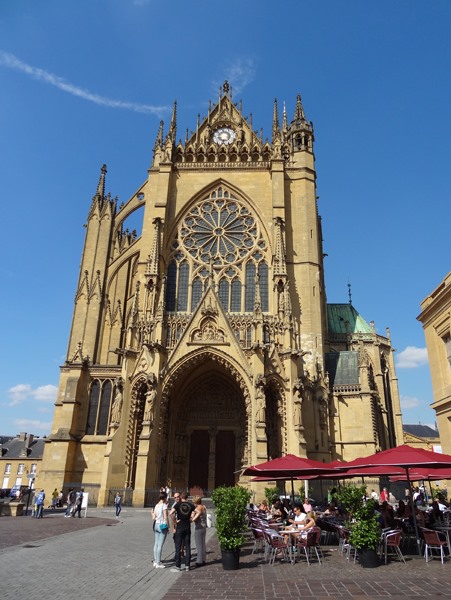 Metz: over pleinen, langs de Moezel