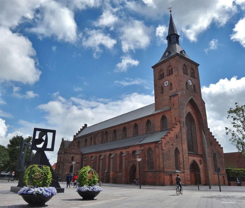 Rondreis Denemarken: ontdek Sankt Knuds Kirke Odense
